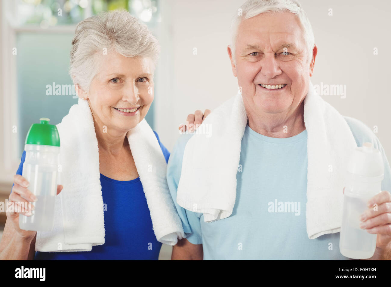 Senior couple workout hi-res stock photography and images - Alamy