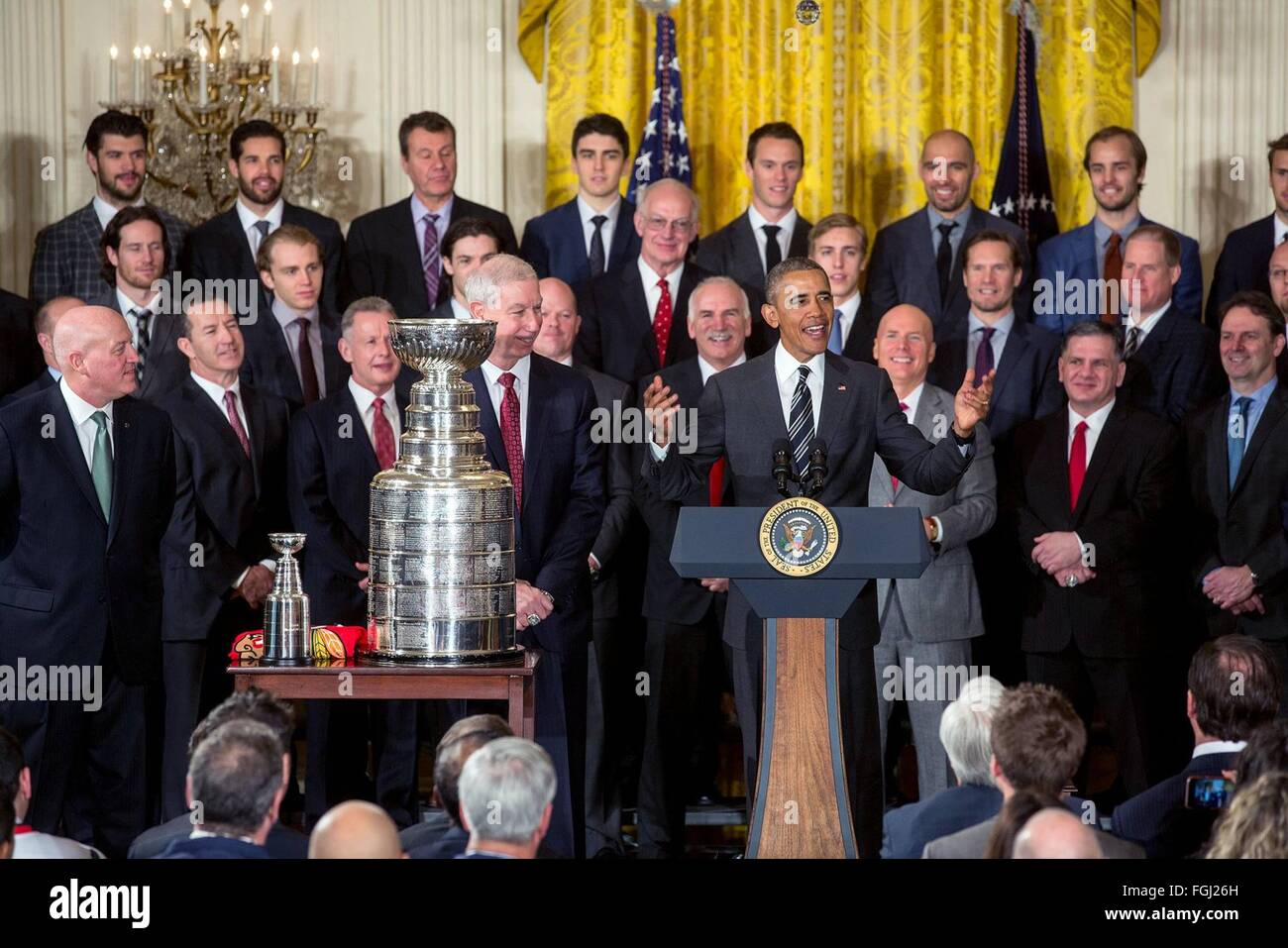 President obama with stanley cup trophy hi-res stock photography and ...