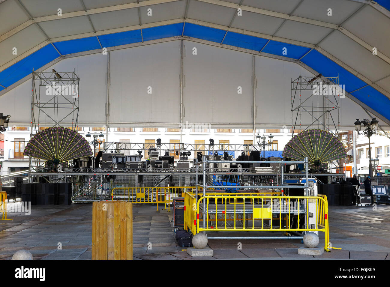 Concert Front View Stage High Resolution Stock Photography and Images ...