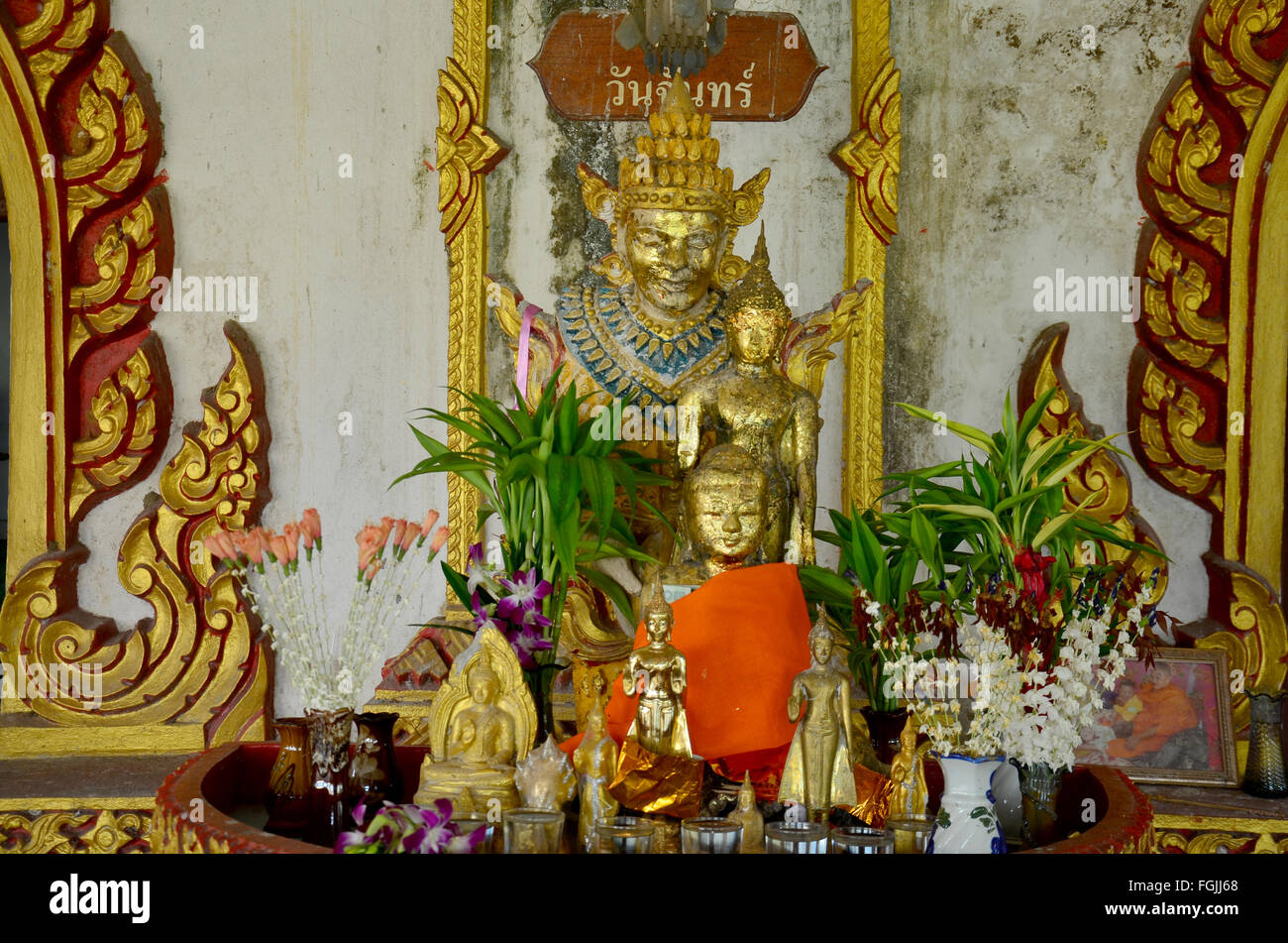 Traditional burmese asian people art architecture culture religion ...