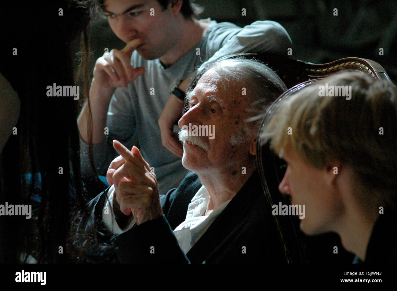 George Tabori - Theaterproduktion "Jubilaeum" (Regie: George Tabori ...