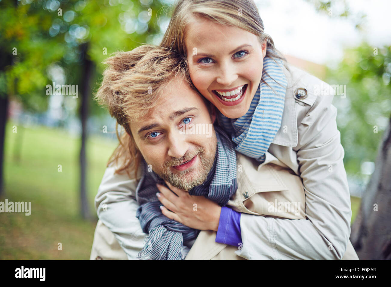 Ecstatic couple hi-res stock photography and images - Alamy