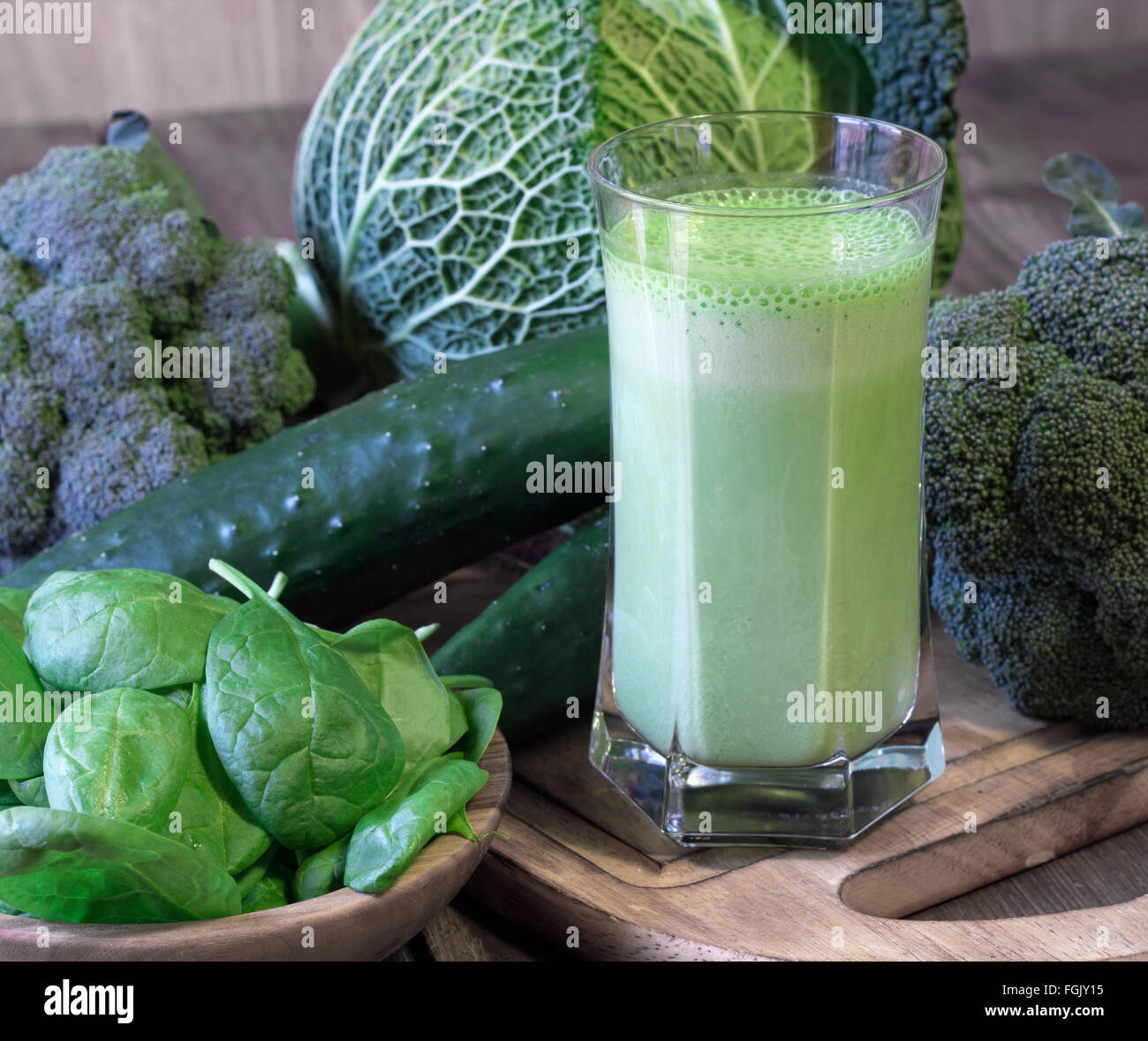 Kale and spinach smoothie mint hi-res stock photography and images - Alamy