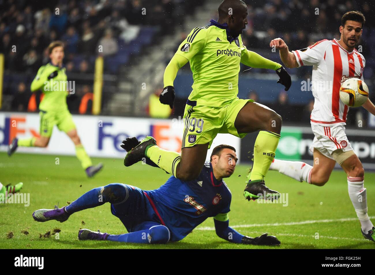Fc anderlecht hi-res stock photography and images - Alamy