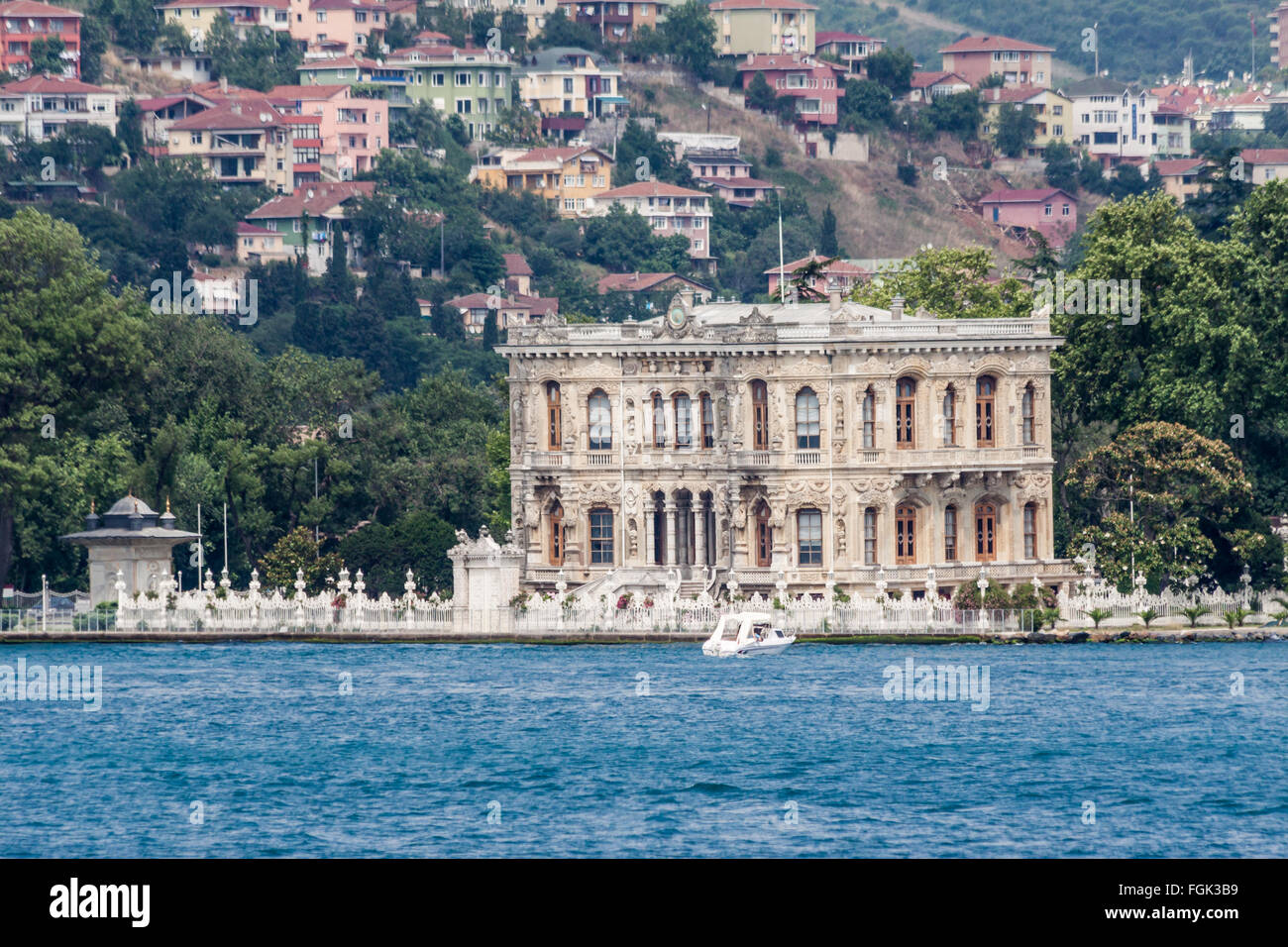 Bosphorus Istanbul Küçüksu Historical Building Palace Stock Photo - Alamy