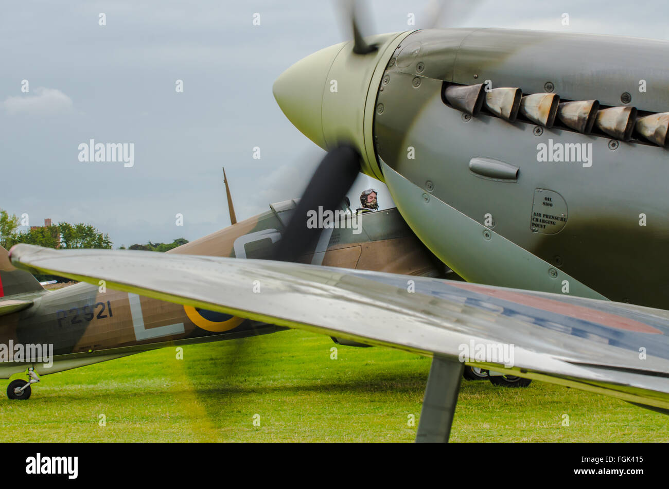Hawker Hurricane piloted by Richard Grace taxiing out passing ...