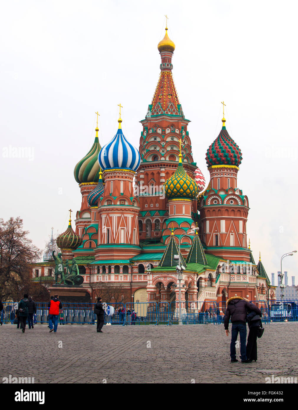 a cathedral,architecture,a statue,historical value,moscow,pokrovsky ...