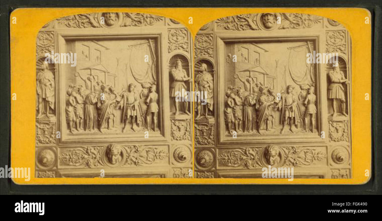 Columbus rogers bronze door hi-res stock photography and images - Alamy