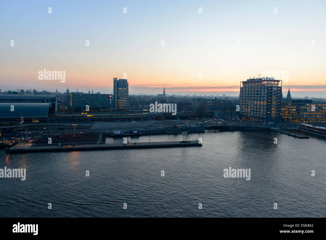 Amsterdam harbour hi-res stock photography and images - Alamy