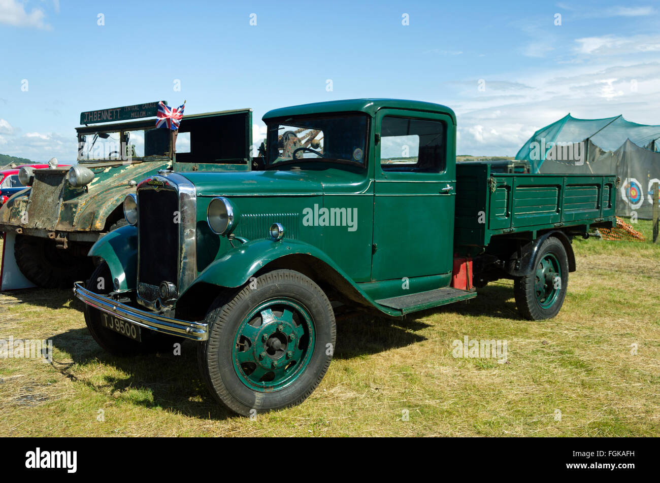 Morris commercial hi-res stock photography and images - Alamy