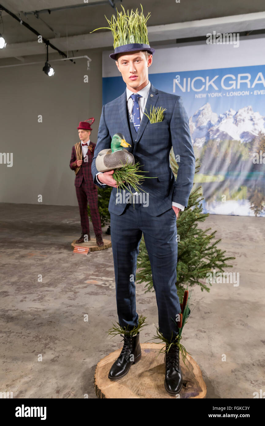 Dan graham model hi-res stock photography and images - Alamy