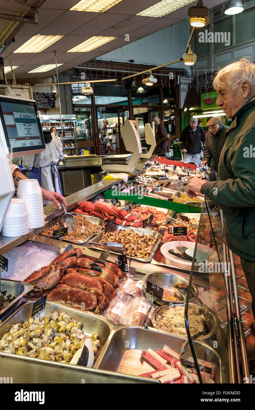 Cardiff fishmongers hi-res stock photography and images - Alamy