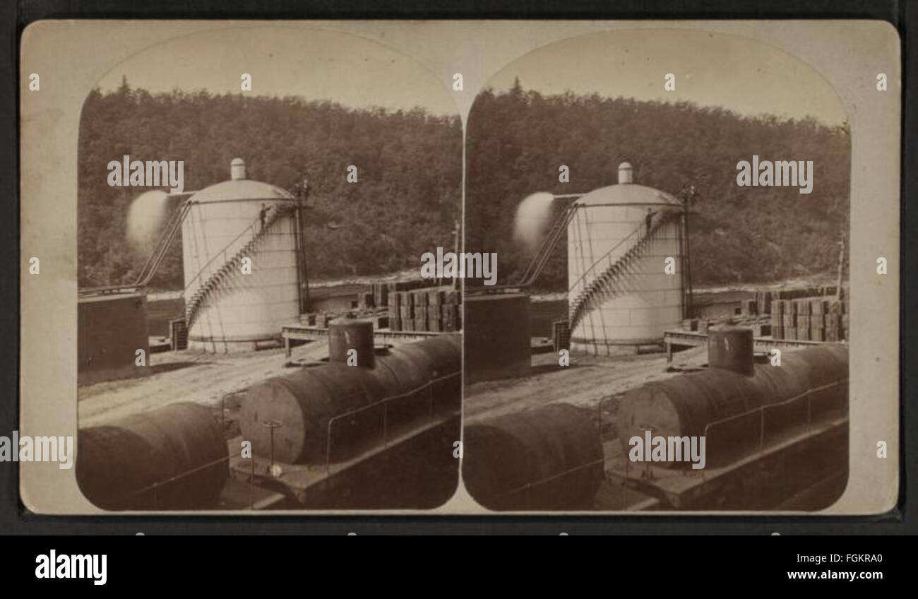 Historical oil refinery hi-res stock photography and images - Alamy