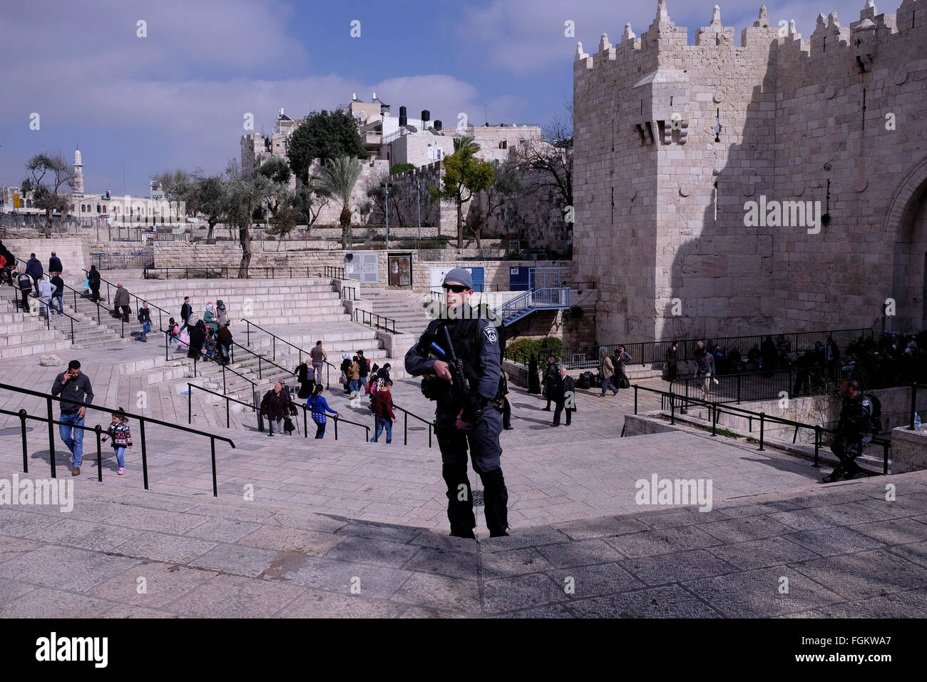 Security guard stands scene hi-res stock photography and images - Alamy