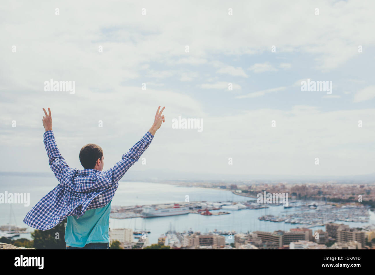 Hands raised sky hi-res stock photography and images - Alamy