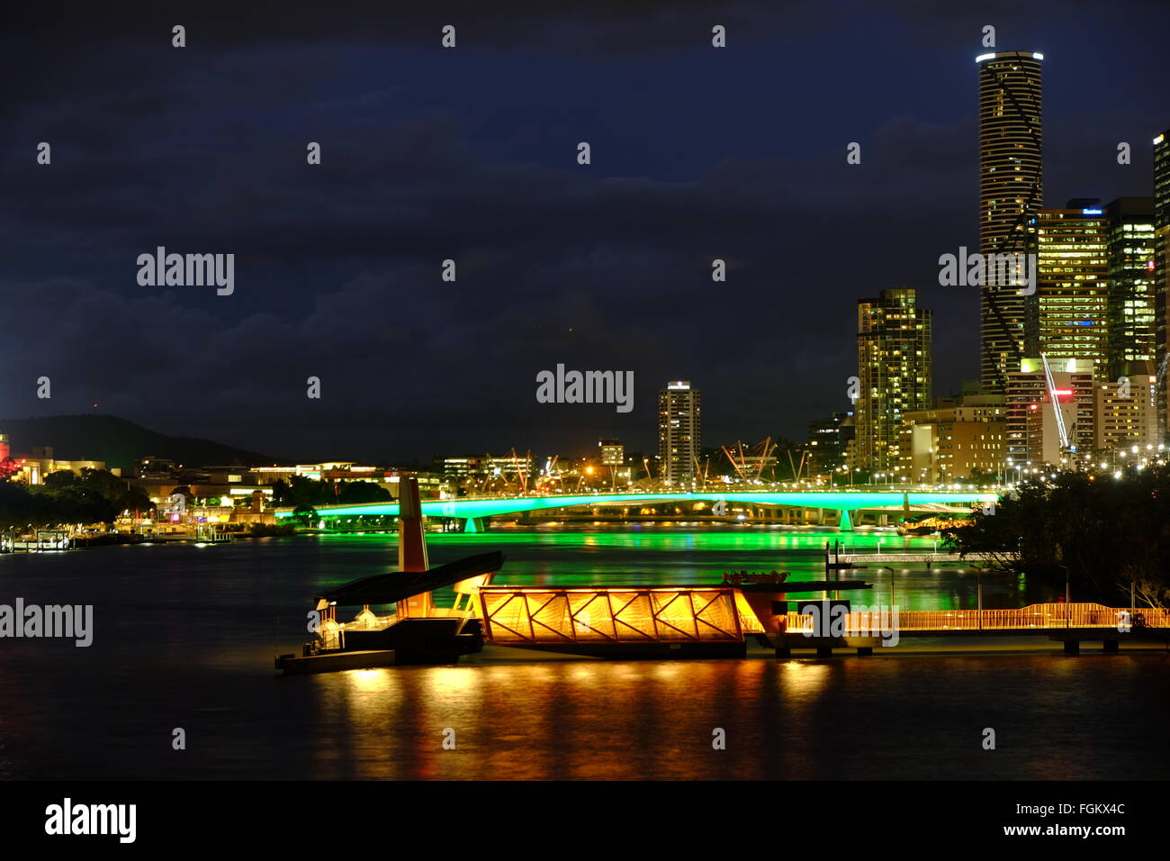 Brisbane city from goodwill bridge hi-res stock photography and images ...