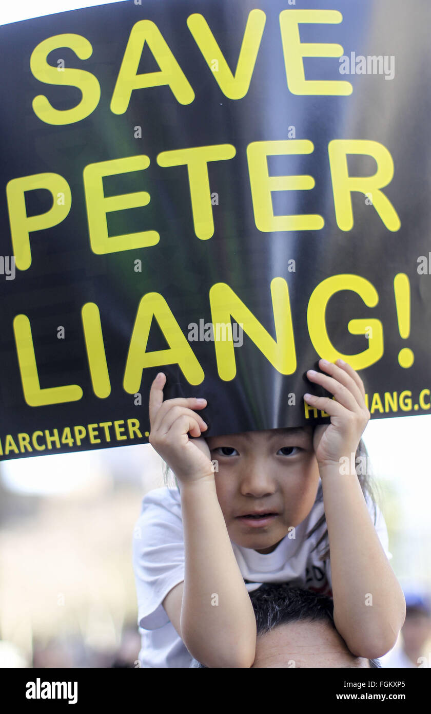 Outraged americans hi-res stock photography and images - Alamy