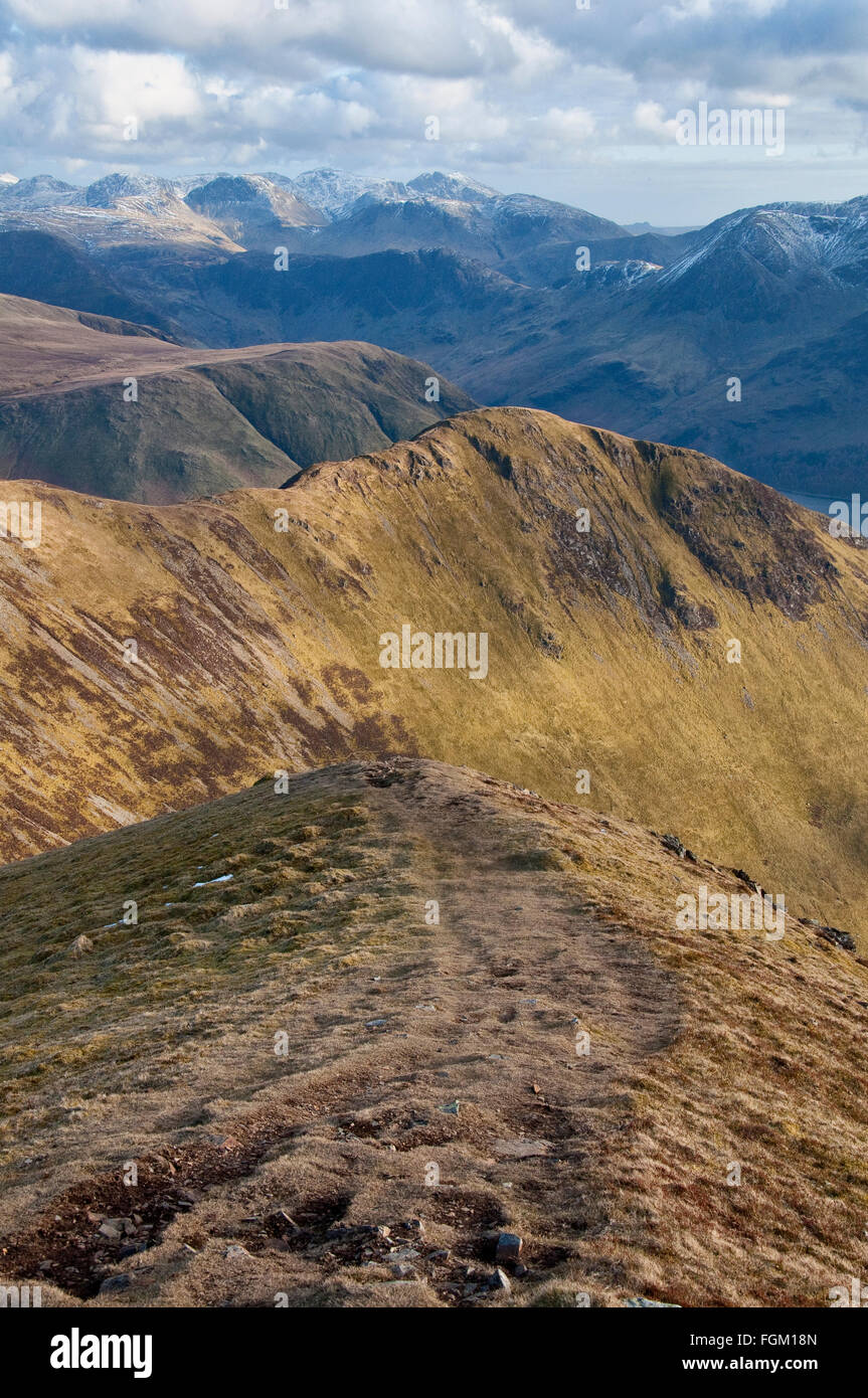 View looking south from Grasmoor Mountain to the Whiteless Pike Stock ...