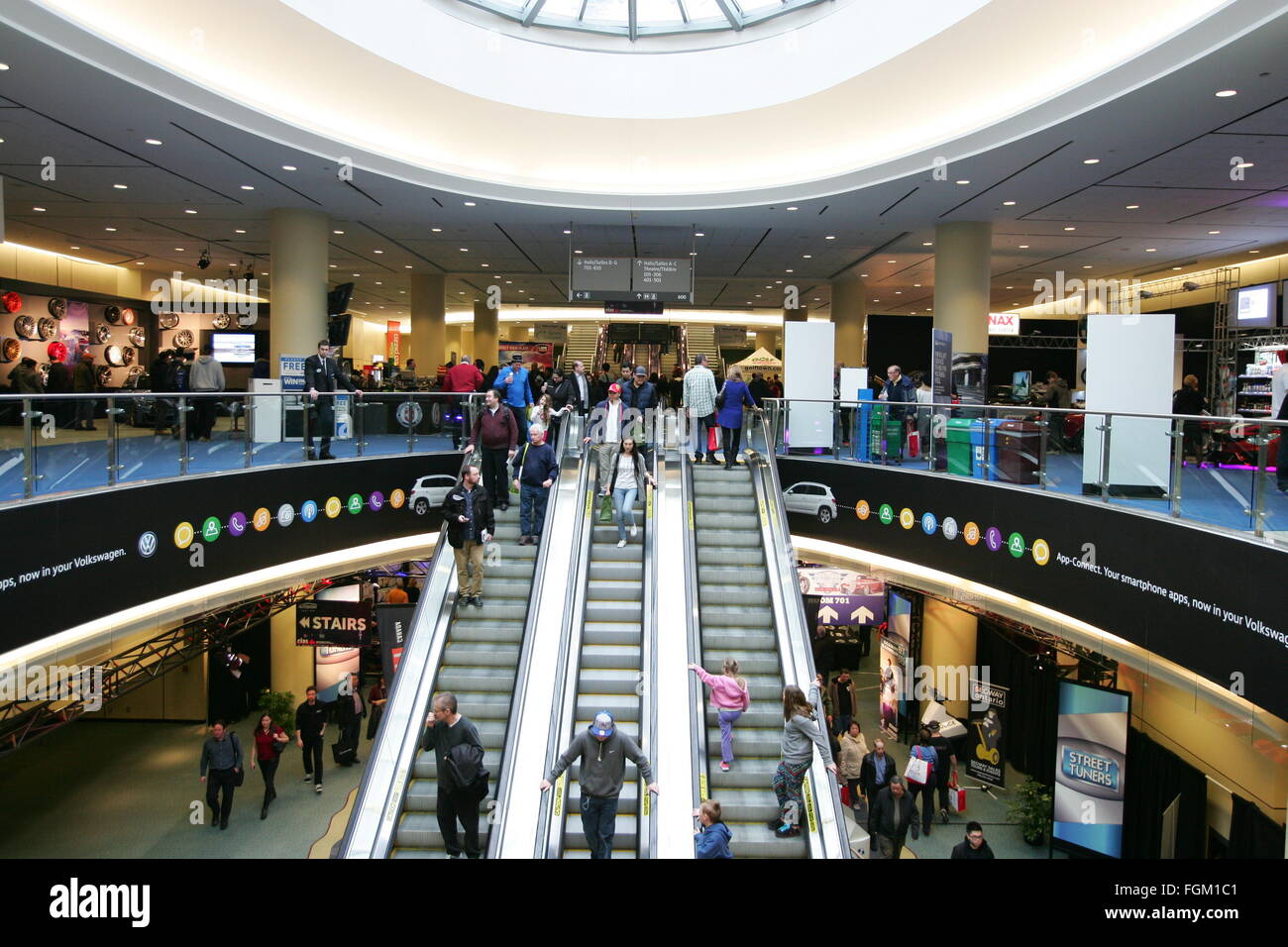 Auto test center hi-res stock photography and images - Alamy