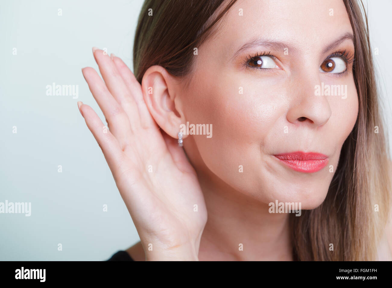 Girl overhearing hi-res stock photography and images - Alamy