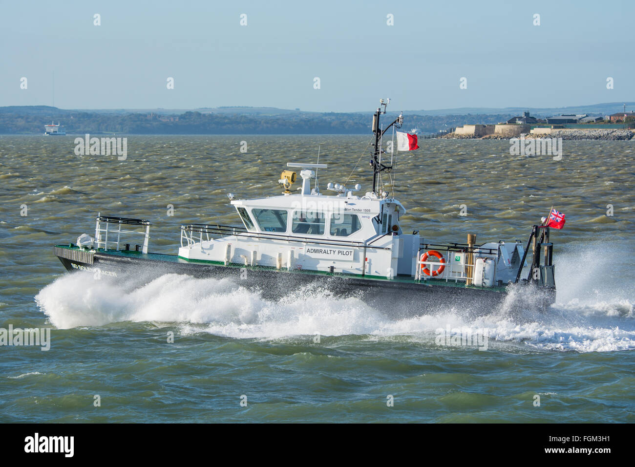 SD Solent Racer, battling a strong wind and a rough sea Stock Photo - Alamy
