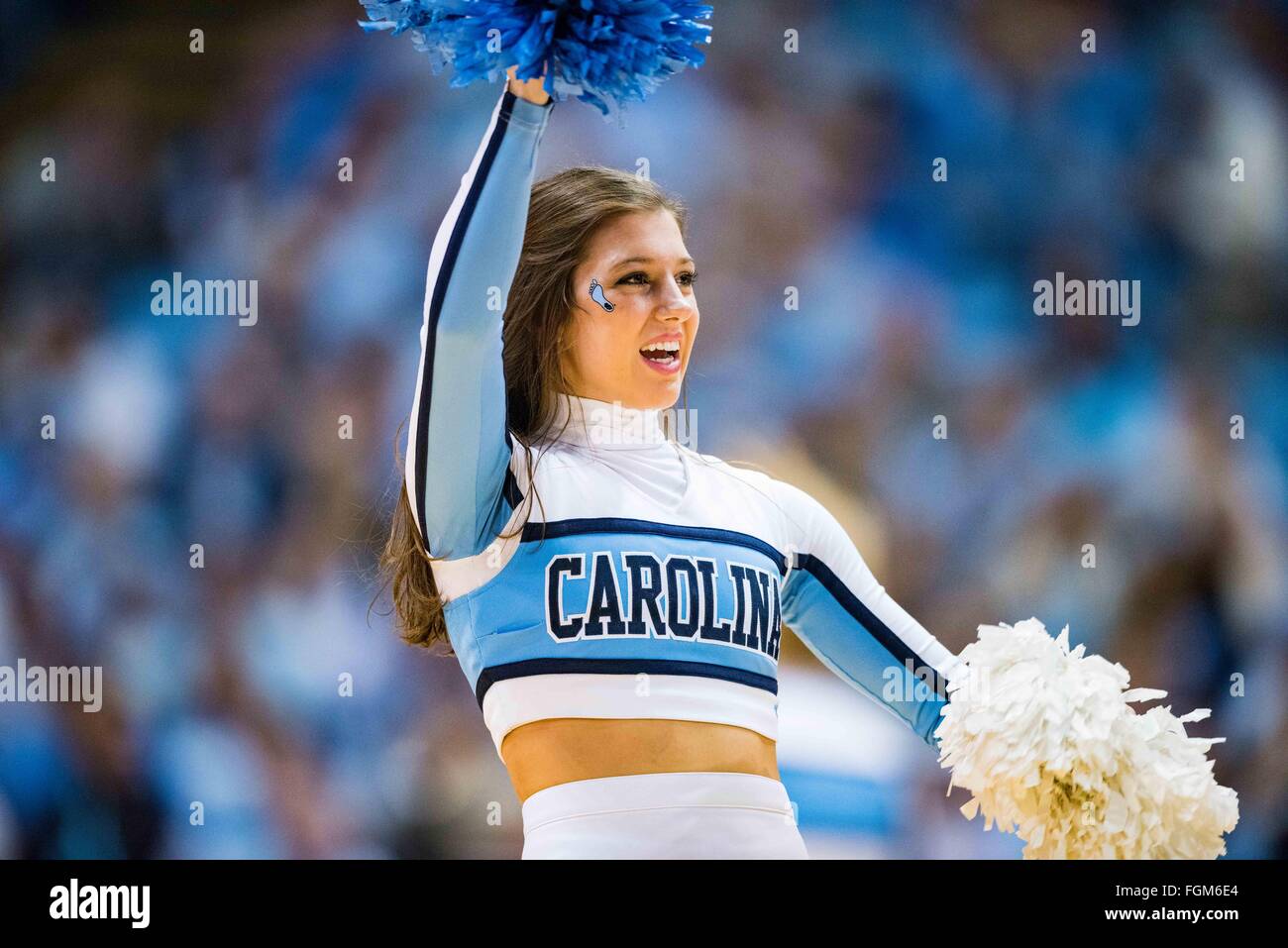 Unc cheerleader during ncaa basketball hi-res stock photography and ...