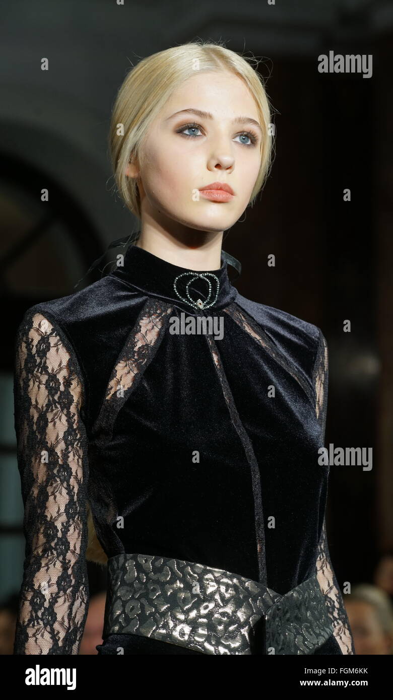 Aga cube hi-res stock photography and images - Alamy