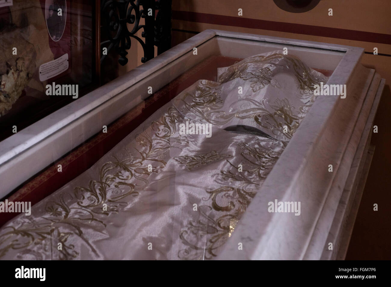 Relics of the New-Martyr Saint Elizabeth Elizabeth Feodorovna inside ...