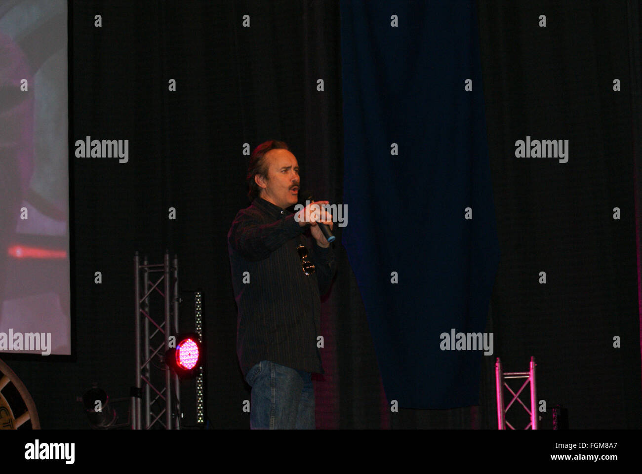 Star trek deep space nine cast hi-res stock photography and images - Alamy