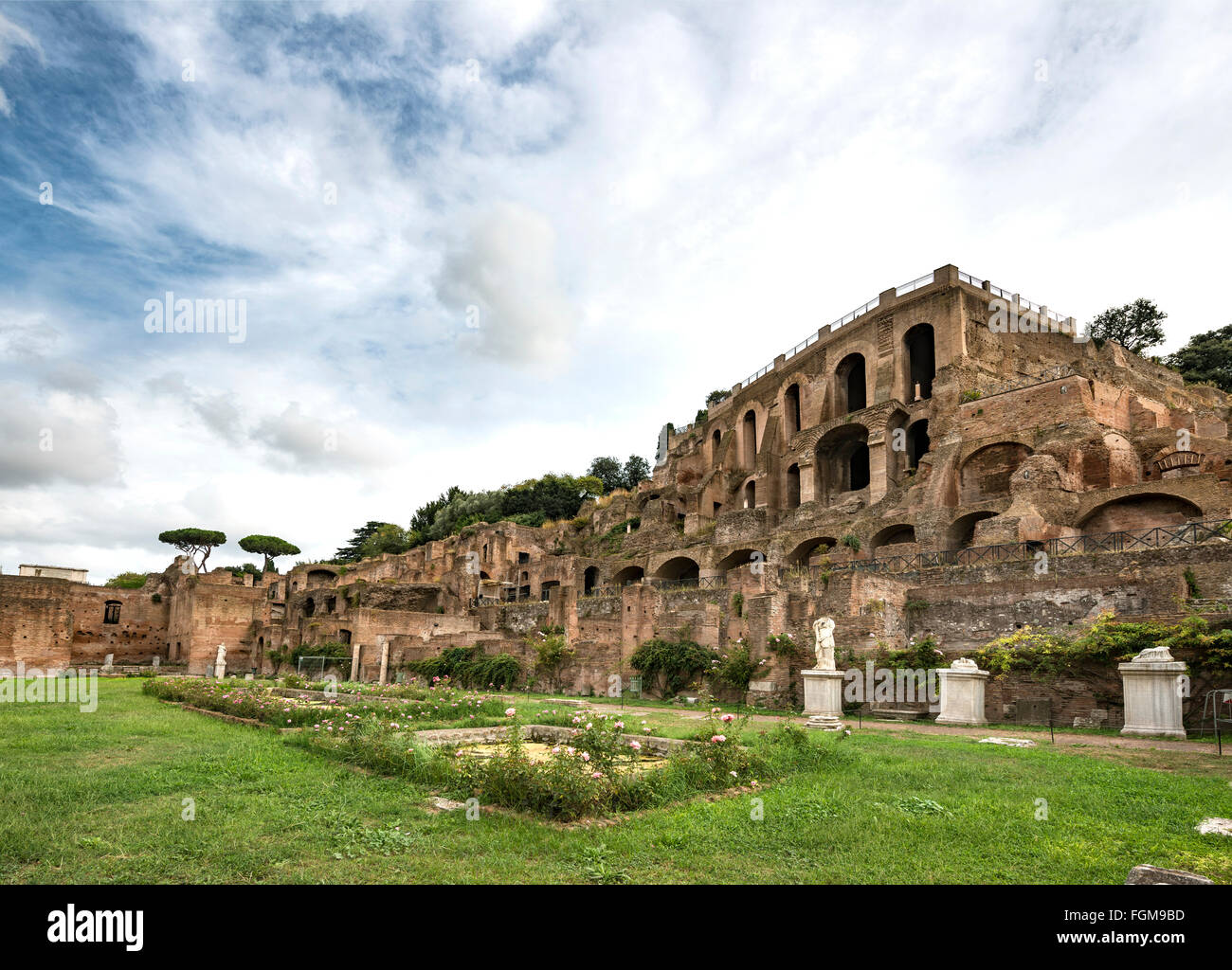 Ancient roman granary hi-res stock photography and images - Alamy