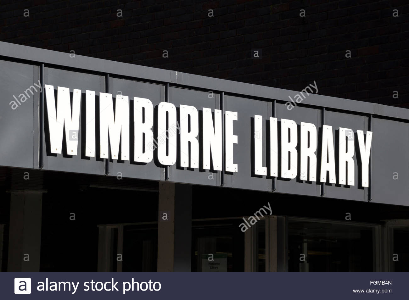 Library Exterior Sign High Resolution Stock Photography and Images - Alamy