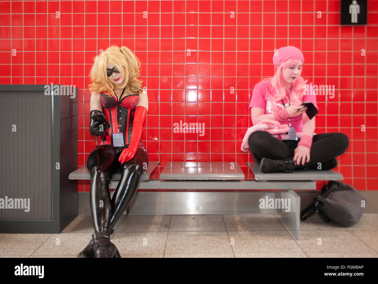 The 2016 London Super Comic Convention at ExCel, cosplay visitors Stock ...