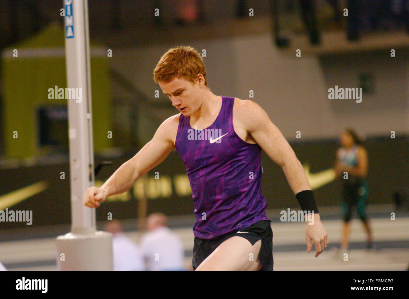 British pole vaulter hi-res stock photography and images - Alamy