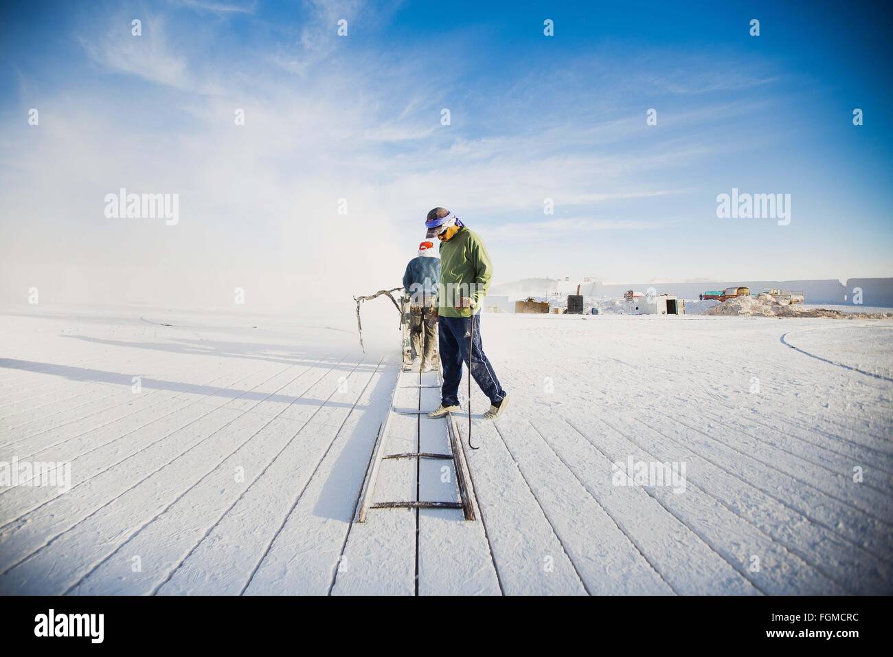 Feb. 17, 2016 - Minya, Cairo, Egypt - Egyptian Labourers work at a ...