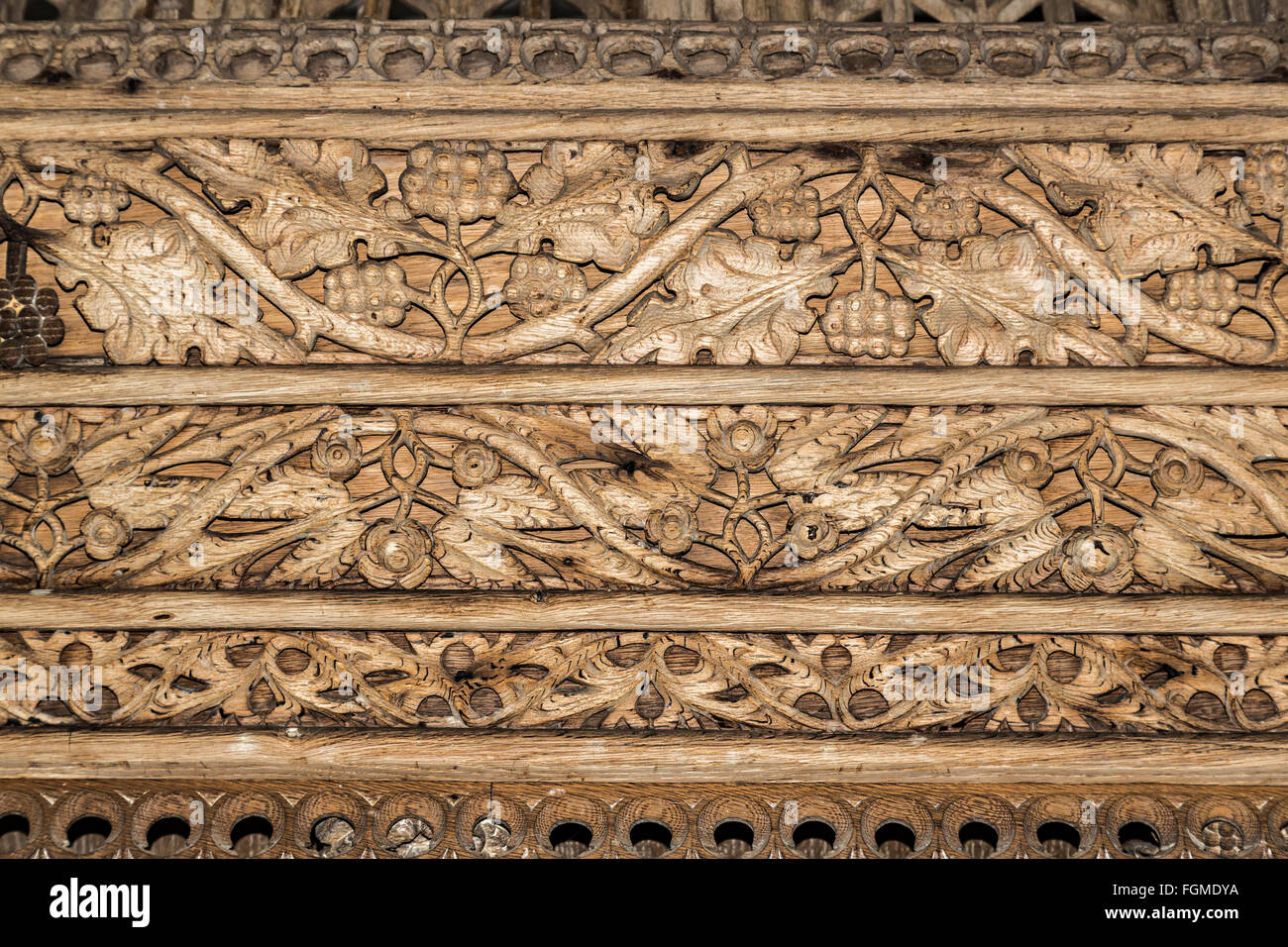 Screen of wood hi-res stock photography and images - Alamy