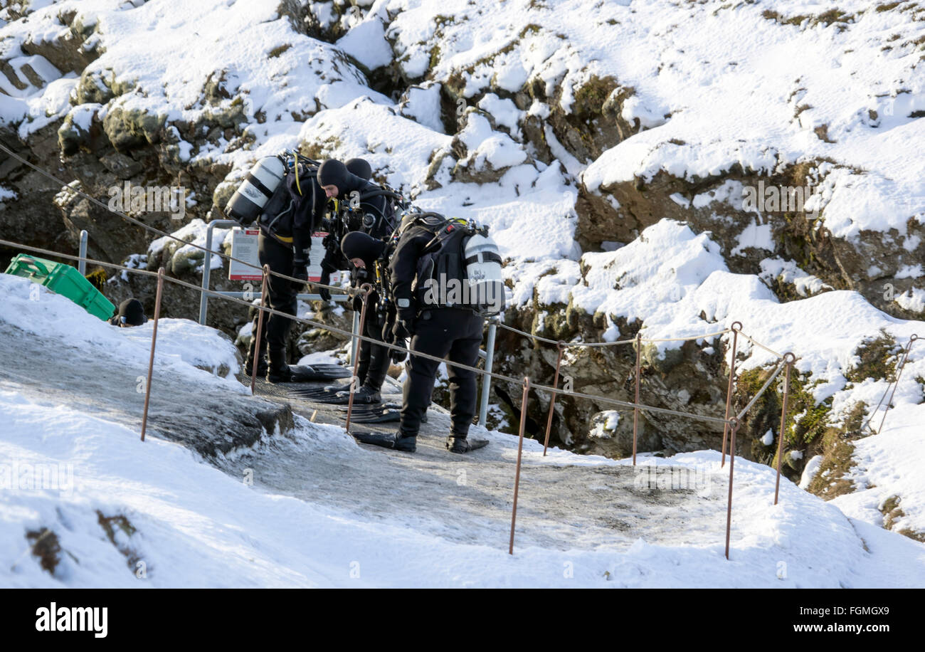 iceland diving tectonic plates Stock Photo - Alamy