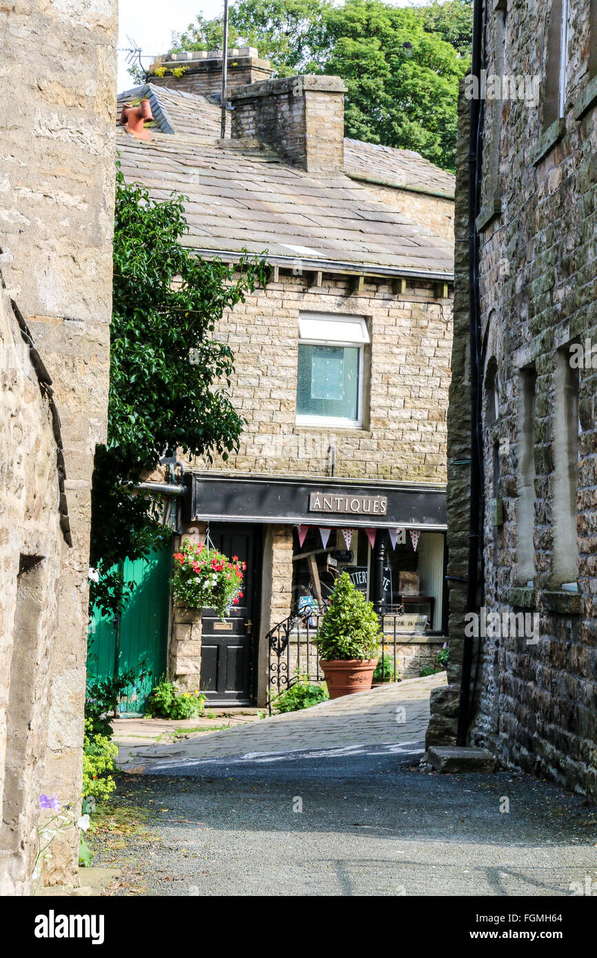 Wensleydale Hawes Village High Resolution Stock Photography and Images ...