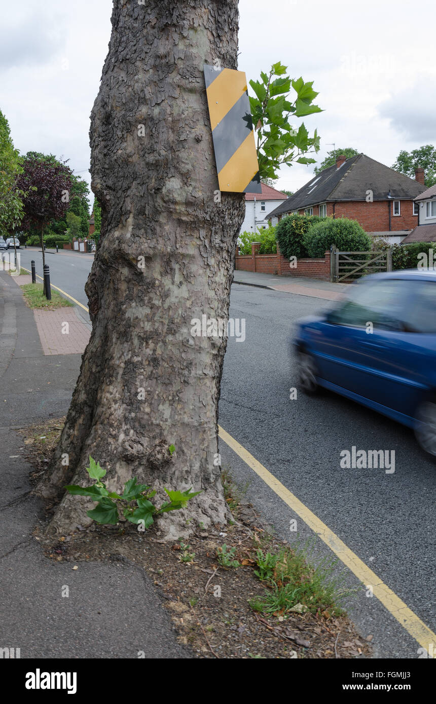 Kerbside obstruction hi-res stock photography and images - Alamy