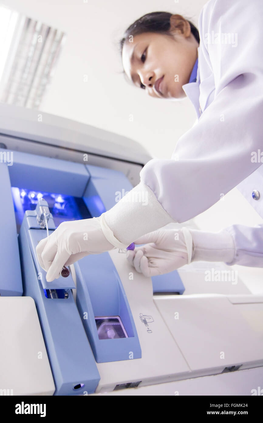 Hematology analyzer hi-res stock photography and images - Alamy