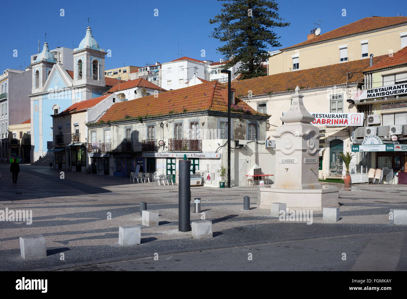 Portugal, city of Almada, square in Cacilhas Stock Photo - Alamy