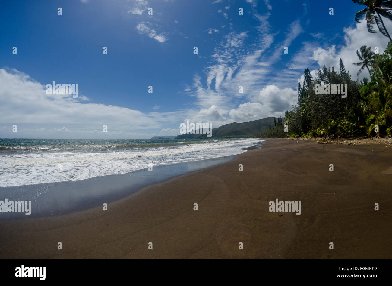 Beach on the west coast of New Caledonia Stock Photo - Alamy