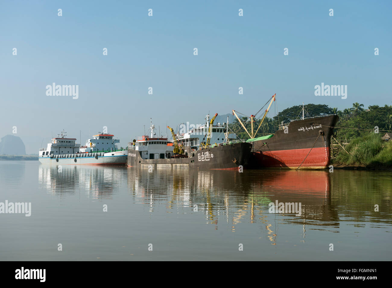 Myanmar boats myanmar ship myanmar ships burma ships hi-res stock ...