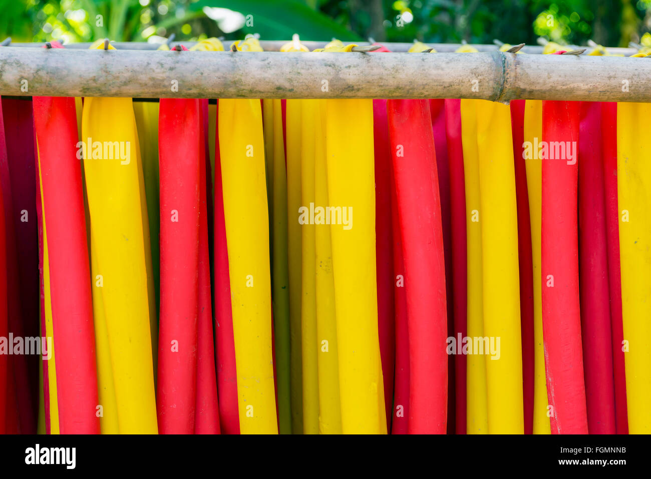 Rubber band production. Bilu Kyun, Burma Stock Photo - Alamy