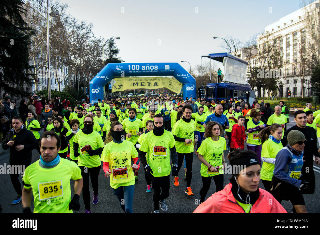 Madrid, Spain. 21st Feb, 2016. Thousands of people running supporting ...
