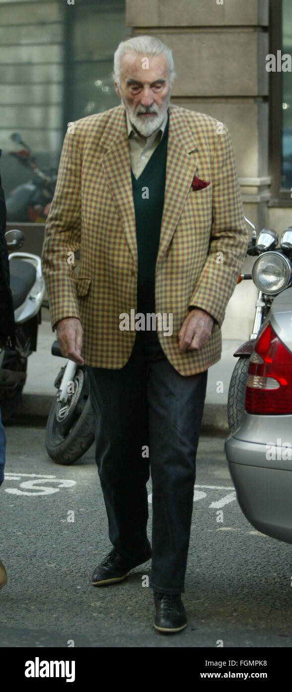 Long range desert group hi-res stock photography and images - Alamy