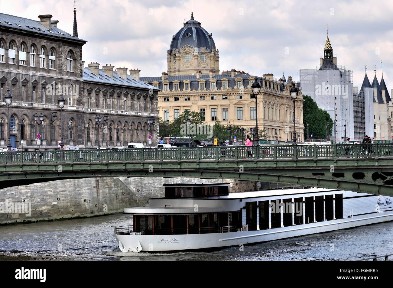 Paris Boat Sightseeing