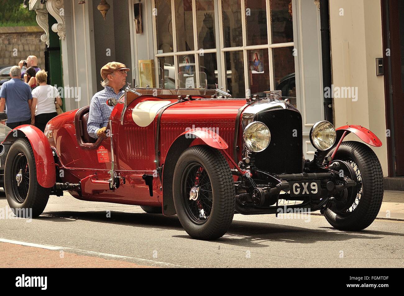 Car open bentley hi-res stock photography and images - Alamy