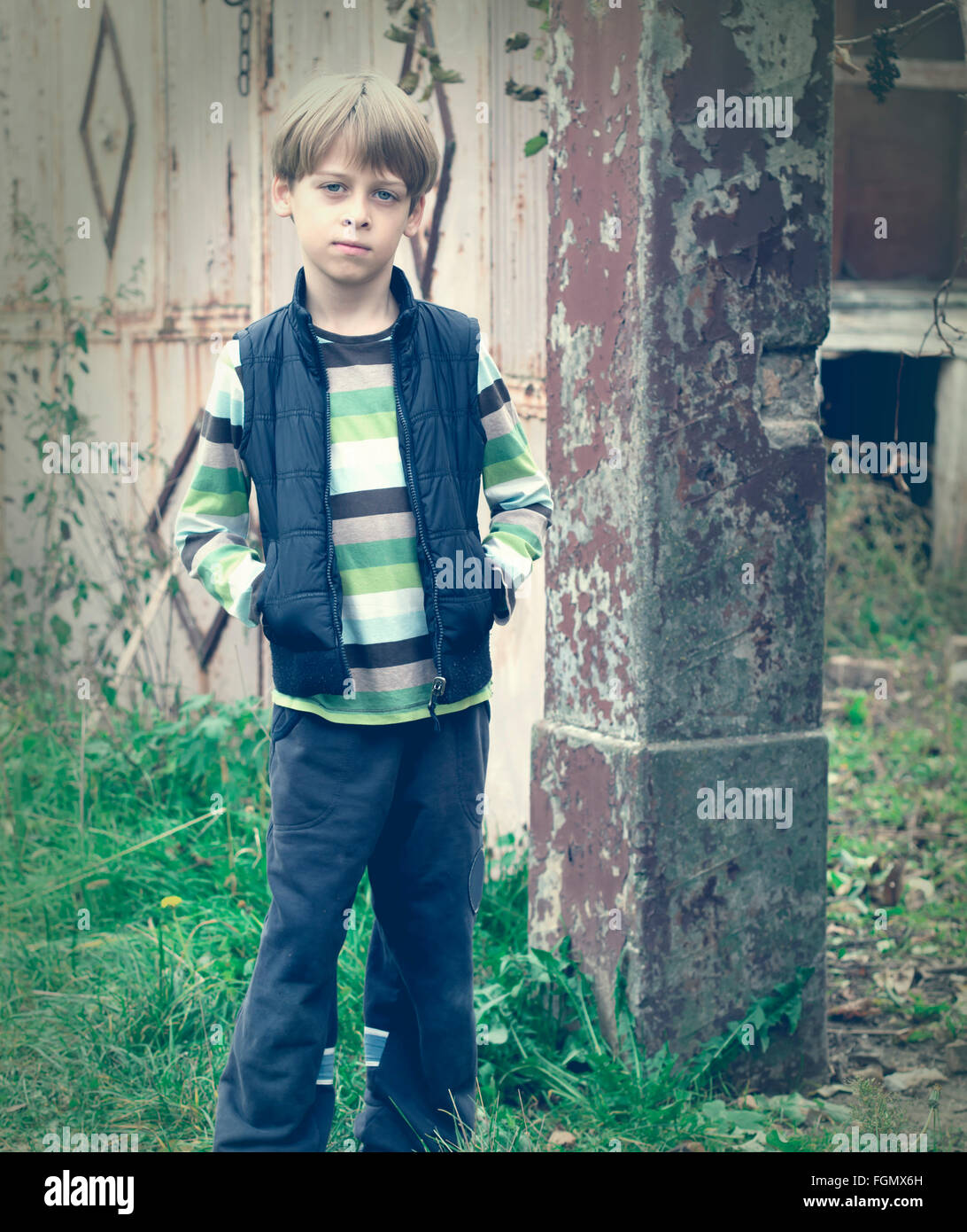 Cute smiling child kid boy hi-res stock photography and images - Alamy