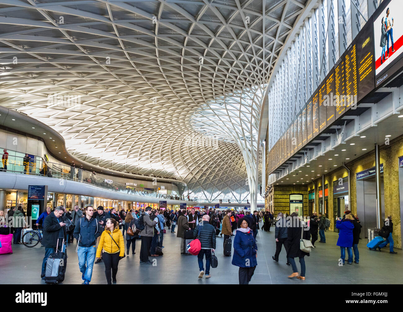Kings cross hi-res stock photography and images - Alamy