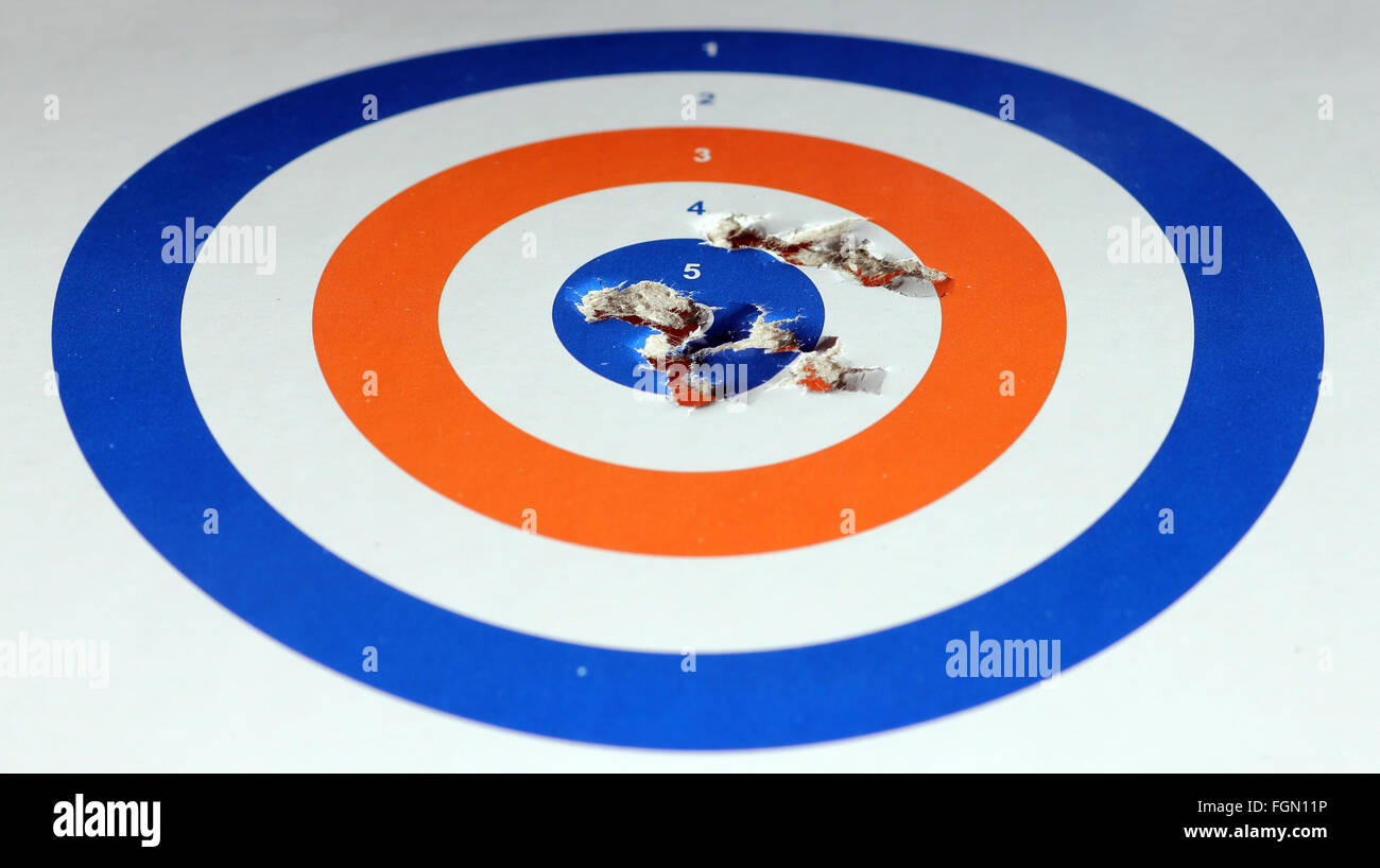 Target grouping bullet holes hi-res stock photography and images - Alamy